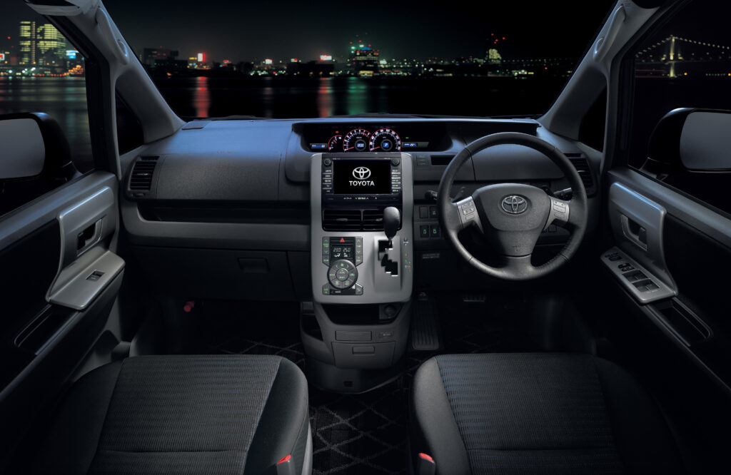 Choose Toyota Noah / Voxy over Hiace van for transporting loved ones or ...